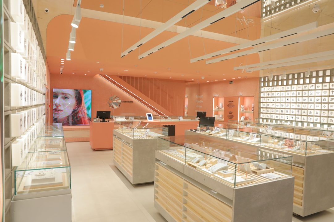 Painel de Led para Loja Vivara — LED10